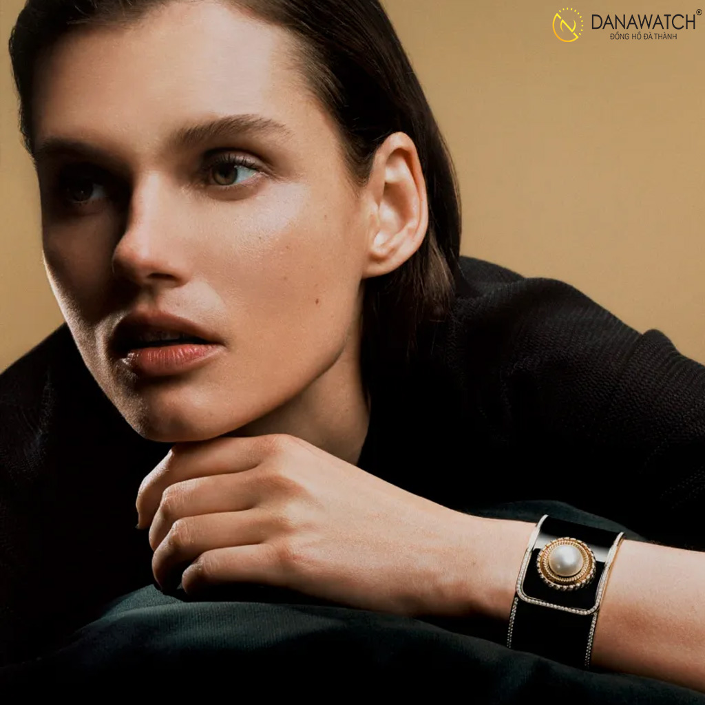 Secret watch - Những chiếc đồng hồ không lộ mặt số - Danawatch